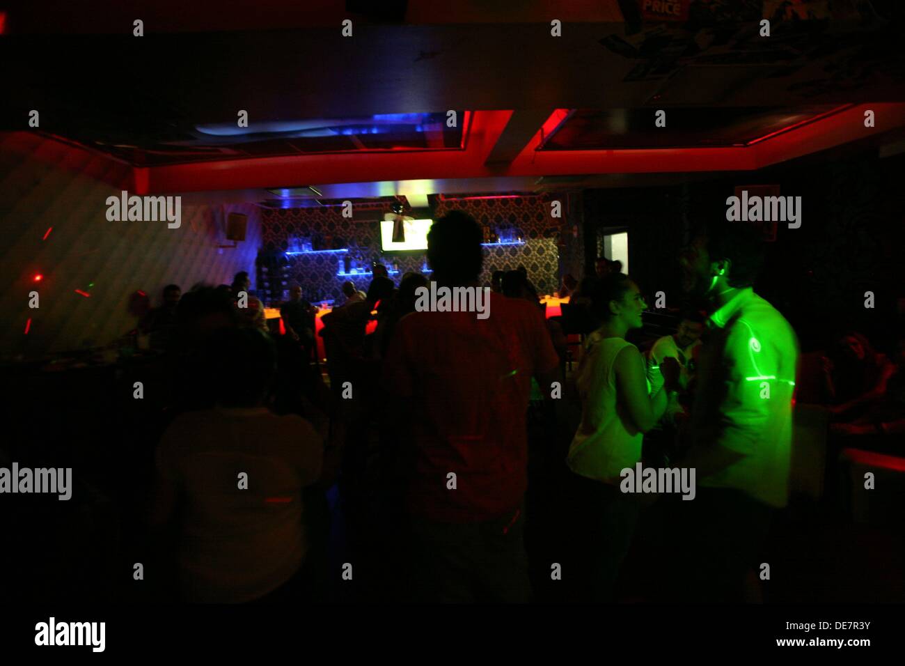 Nightlife of Damascus: young people celebrate in the nightclub ...