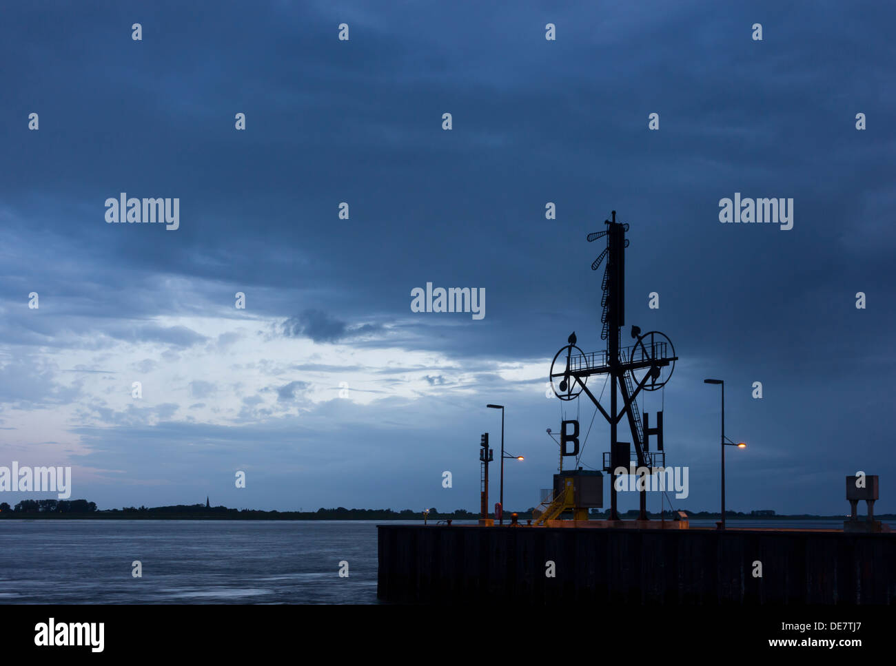 Semaphore photography hi-res stock photography and images - Alamy Semaphore photography hi-res stock photography and images - Alamy
