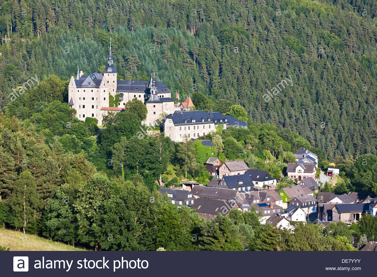 View Lauenstein Castle Stock Photos & View Lauenstein Castle Stock ...