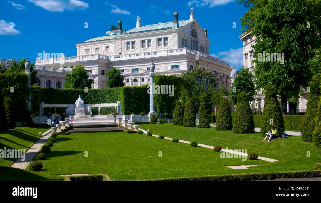 Vienna background hi-res stock photography and images - Alamy