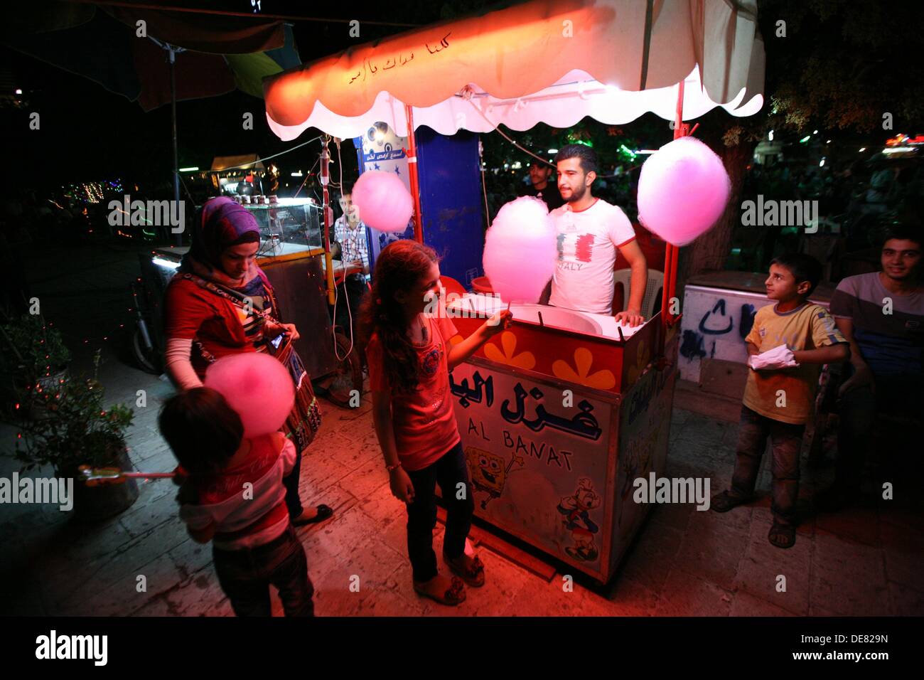 Nightlife of Damascus: young people buy candy floss in Arnous square in ...