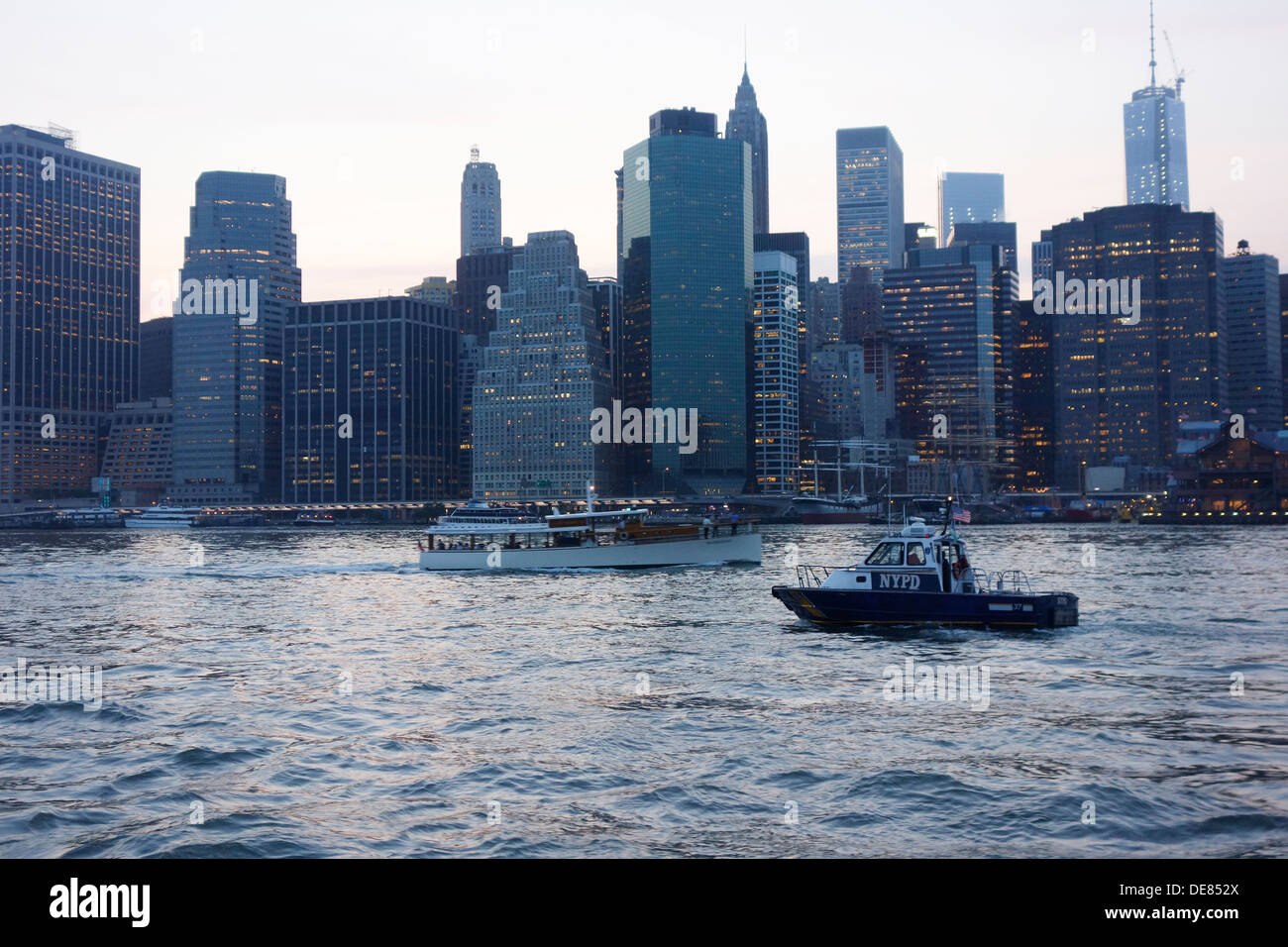 Nypd boat hi-res stock photography and images - Alamy