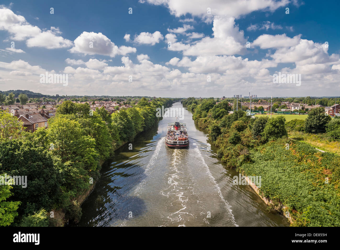 Mersey ferry snowdrop canal hi-res stock photography and images - Alamy