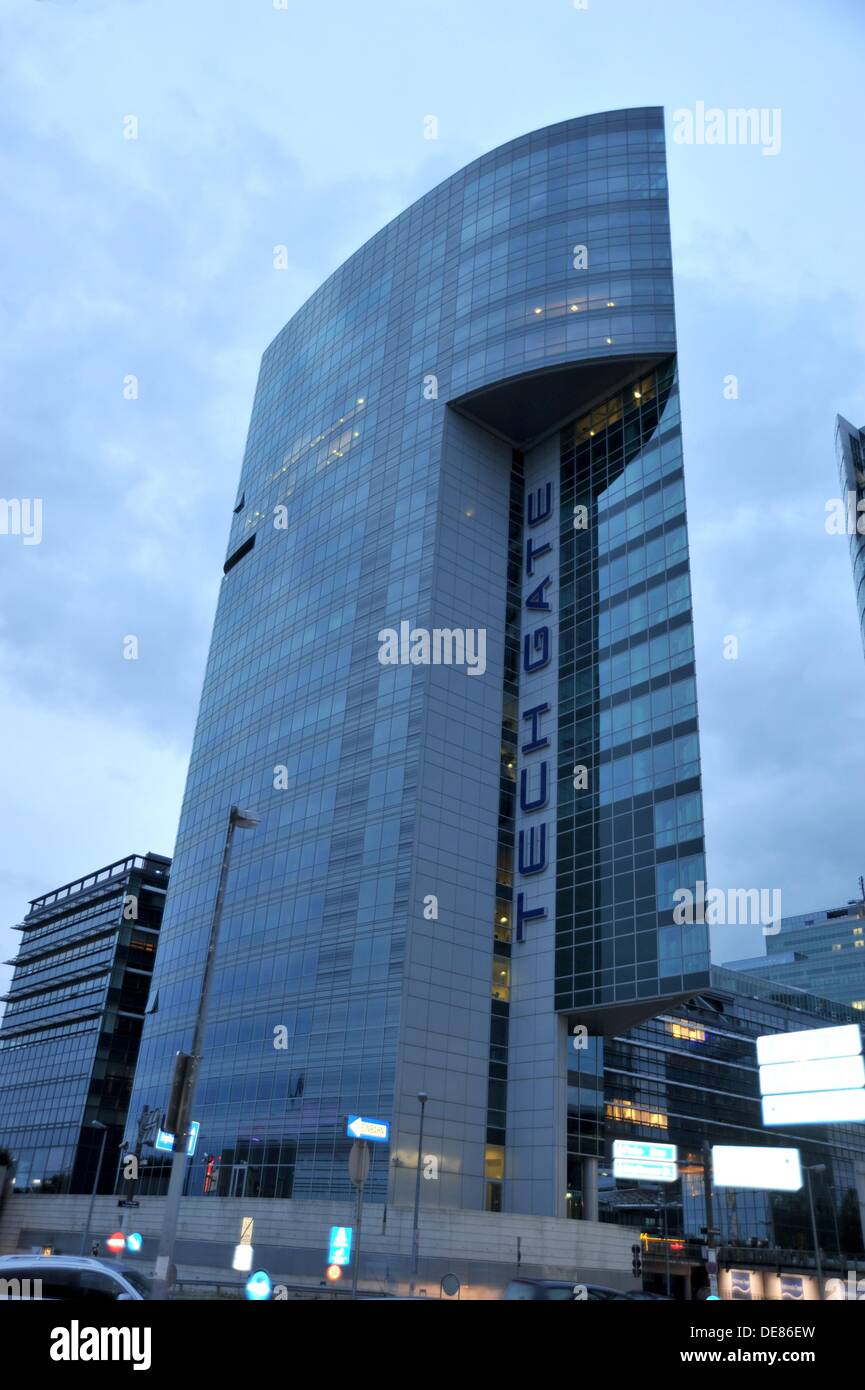 Tech Gate Donau City Strasse Vienna The first technollogic and ...