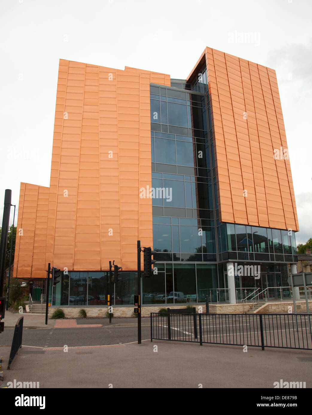 Uk office block hi-res stock photography and images - Alamy