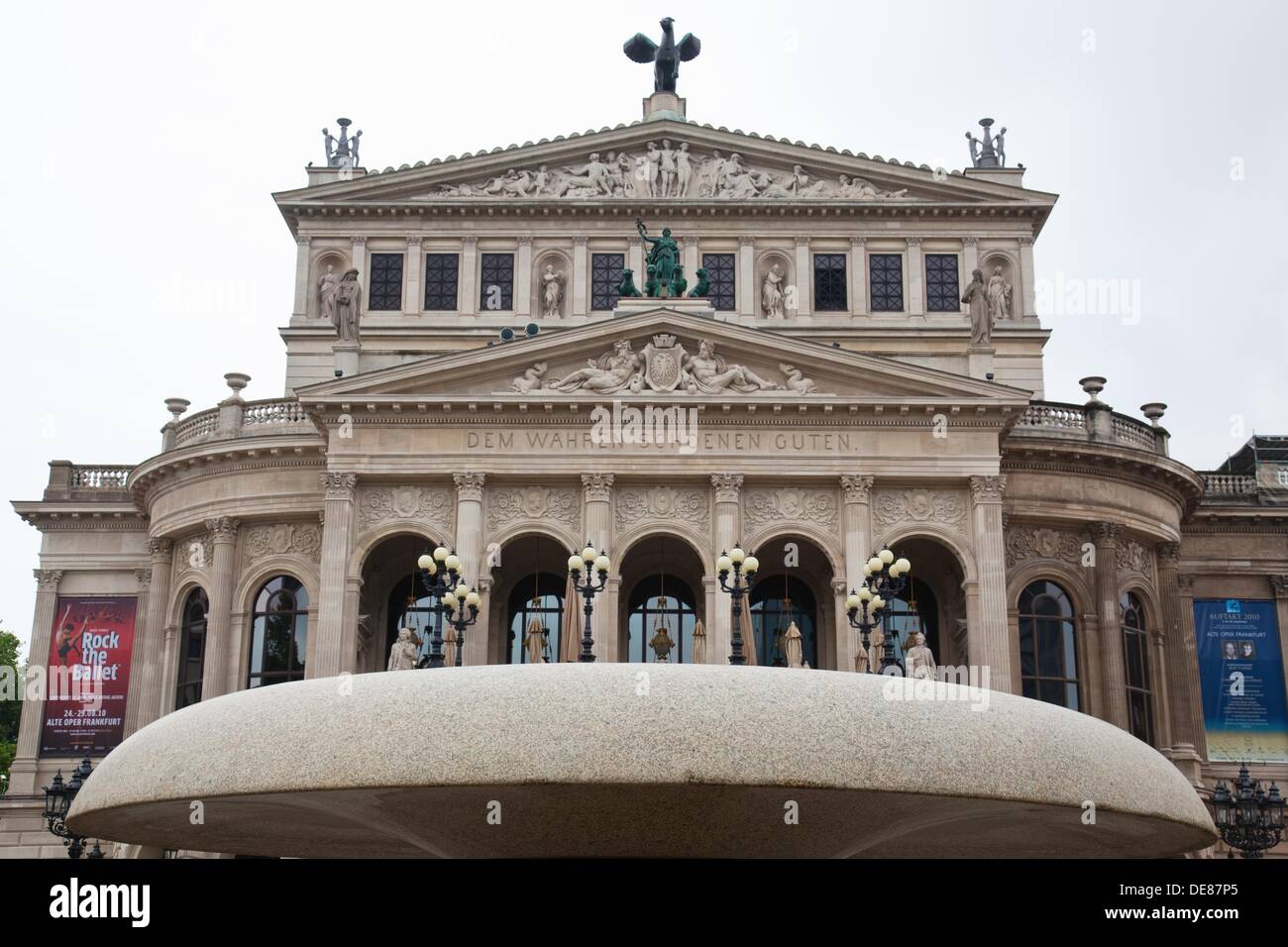 Former old opera house hi-res stock photography and images - Alamy
