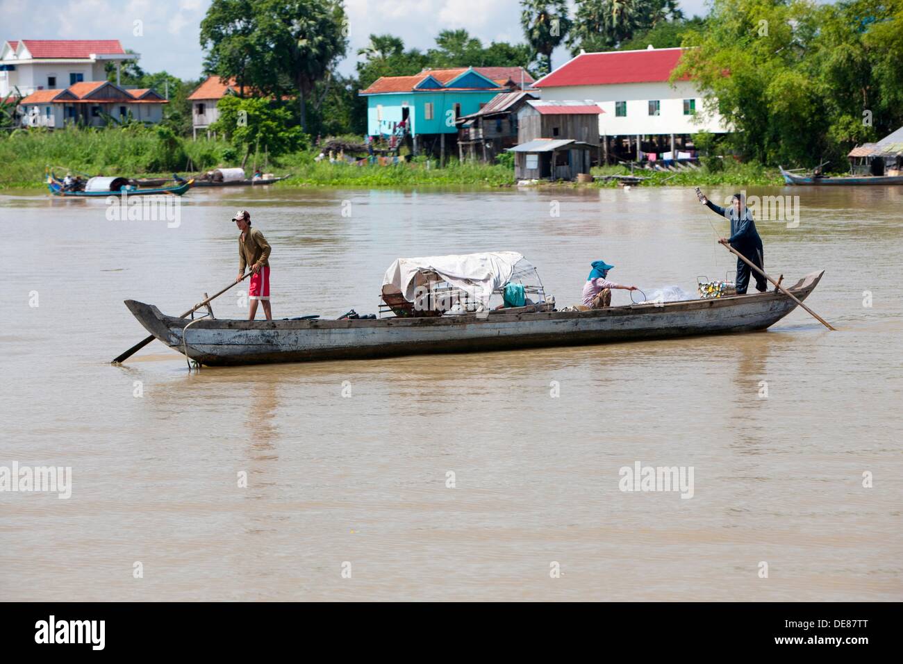 Vietnamese boat people hi-res stock photography and images - Alamy
