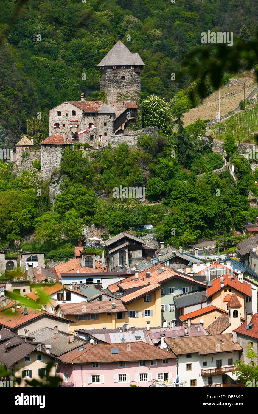 Branzoll castle in klausen chiusa hi-res stock photography and images ...