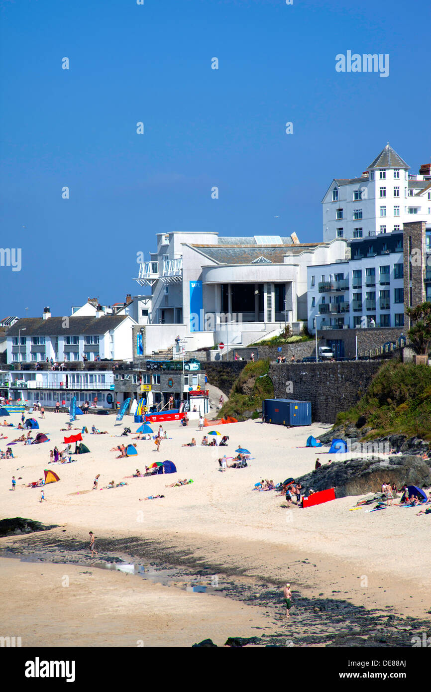 Tate Gallery and beach St. Ives Cornwall Stock Photo - Alamy