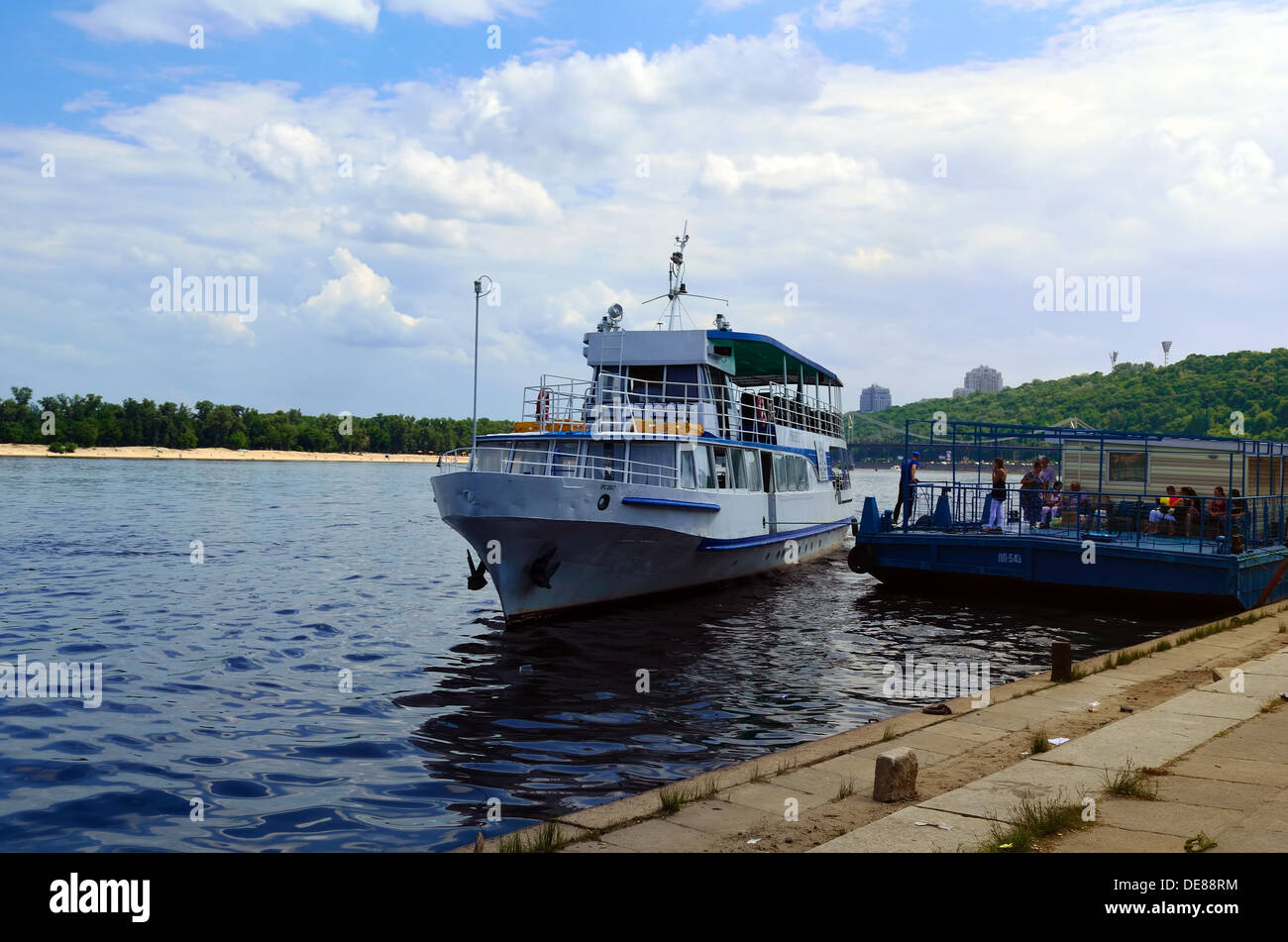 Kiev river boat hi-res stock photography and images - Alamy