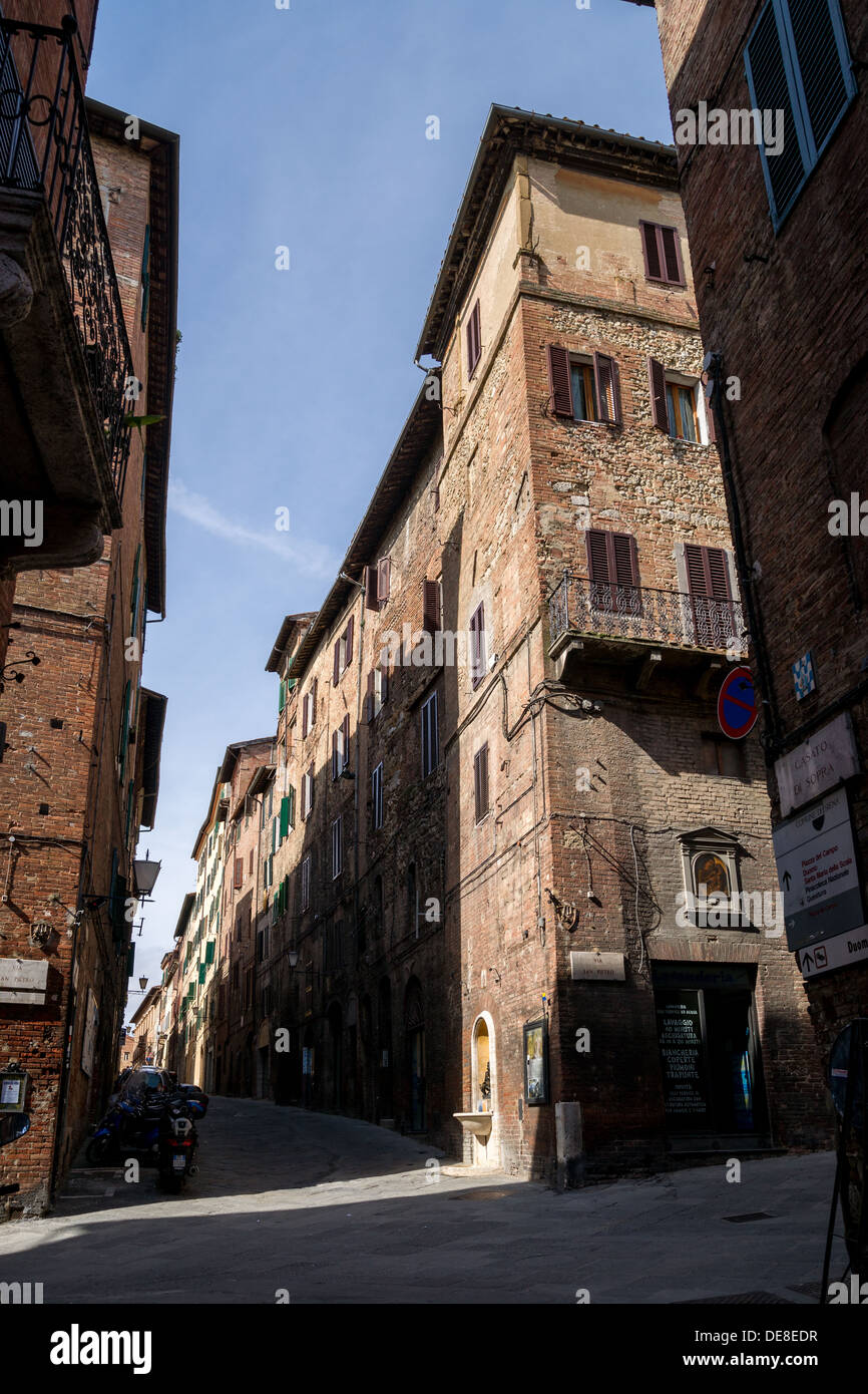Siena city streets hi-res stock photography and images - Alamy