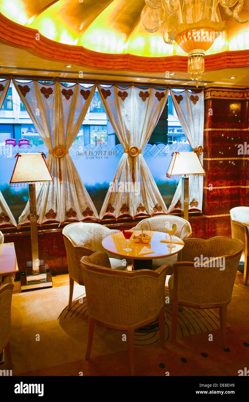 Ritz hotel london interior hi-res stock photography and images - Alamy