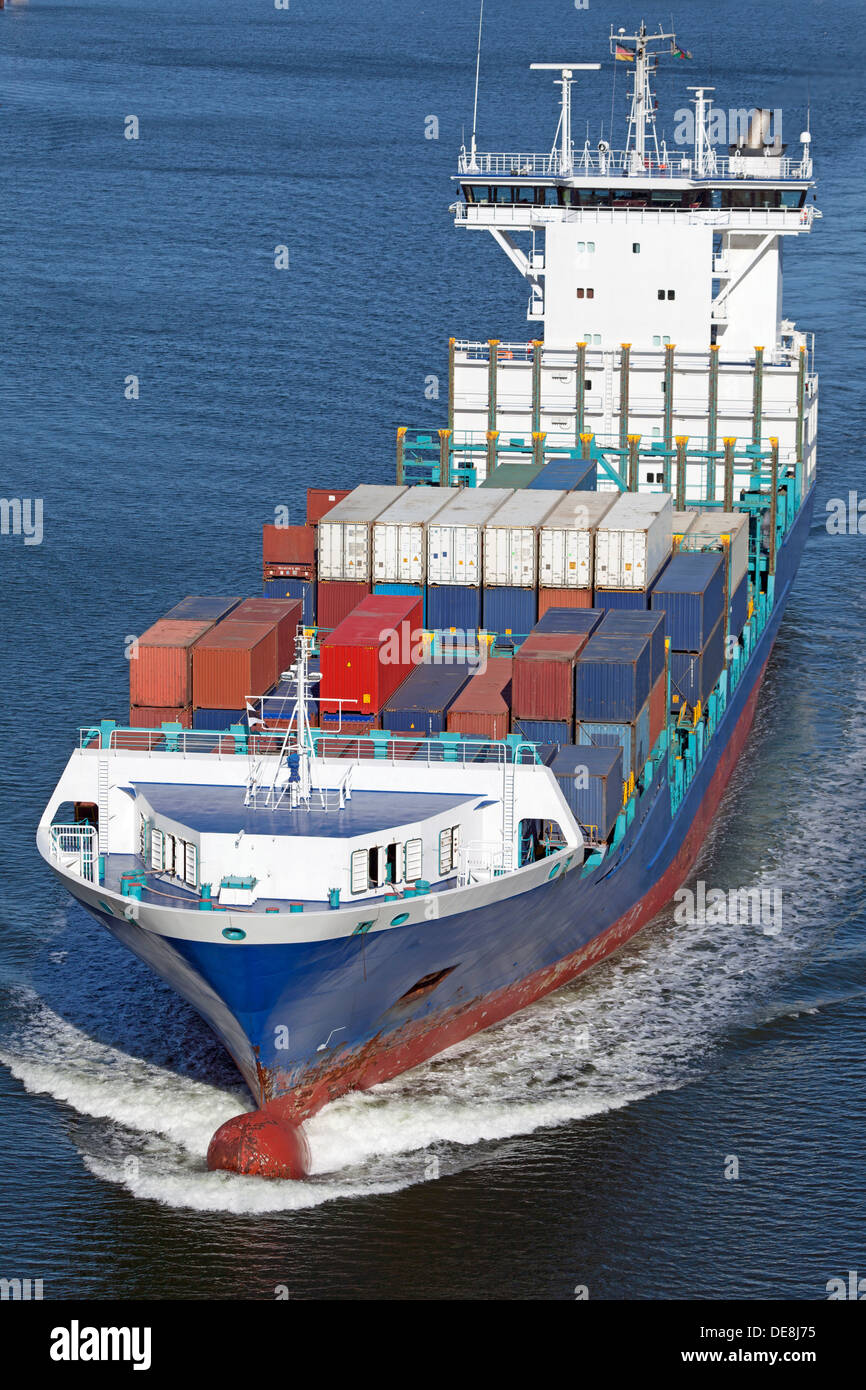 Container vessel ship hi-res stock photography and images - Alamy