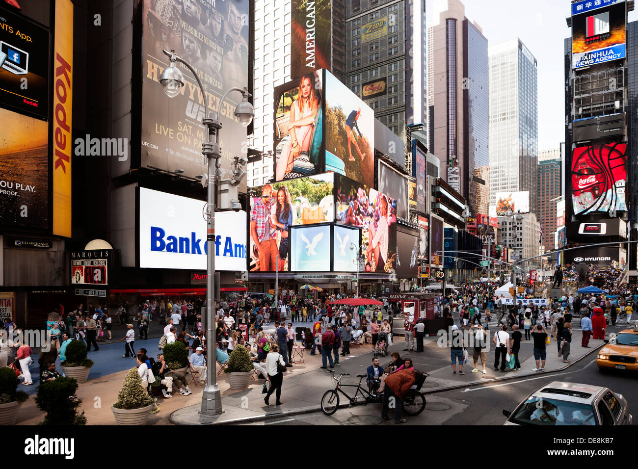 USA, New York, View of crowded Time Square Stock Photo - Alamy