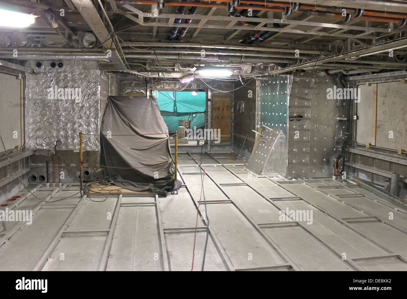 Construction shipbuilding hi-res stock photography and images - Alamy