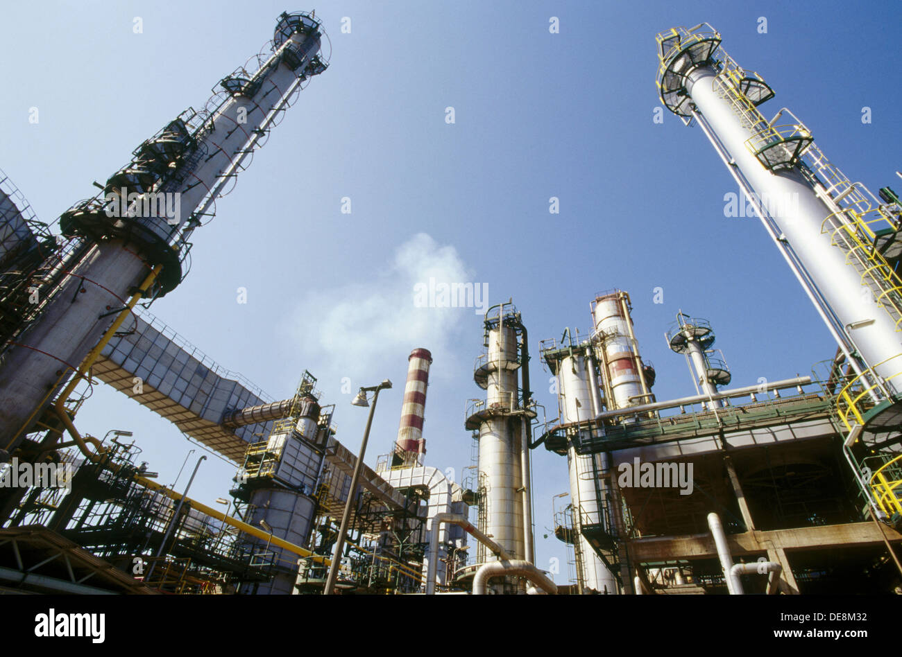 Repsol tarragona refinery hi-res stock photography and images - Alamy
