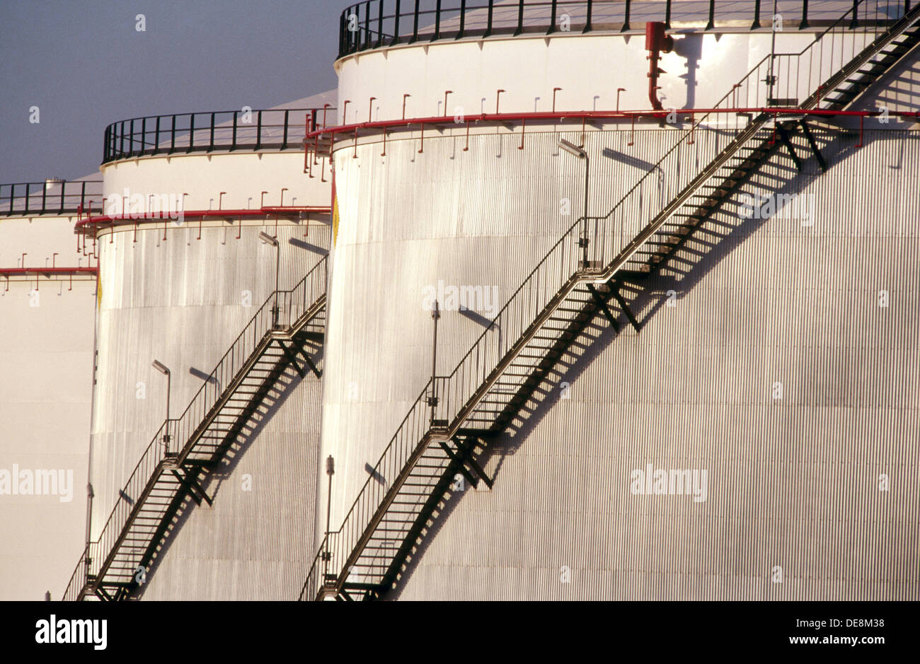 Gas tanks repsol ypf oil refinery hi-res stock photography and images ...