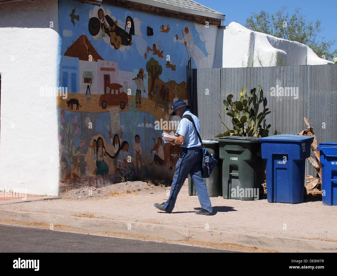 American mailman delivering mail hi-res stock photography and images ...
