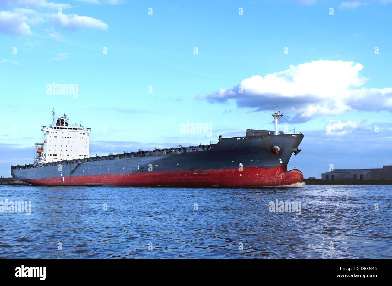 Empty cargo vessel hi-res stock photography and images - Alamy