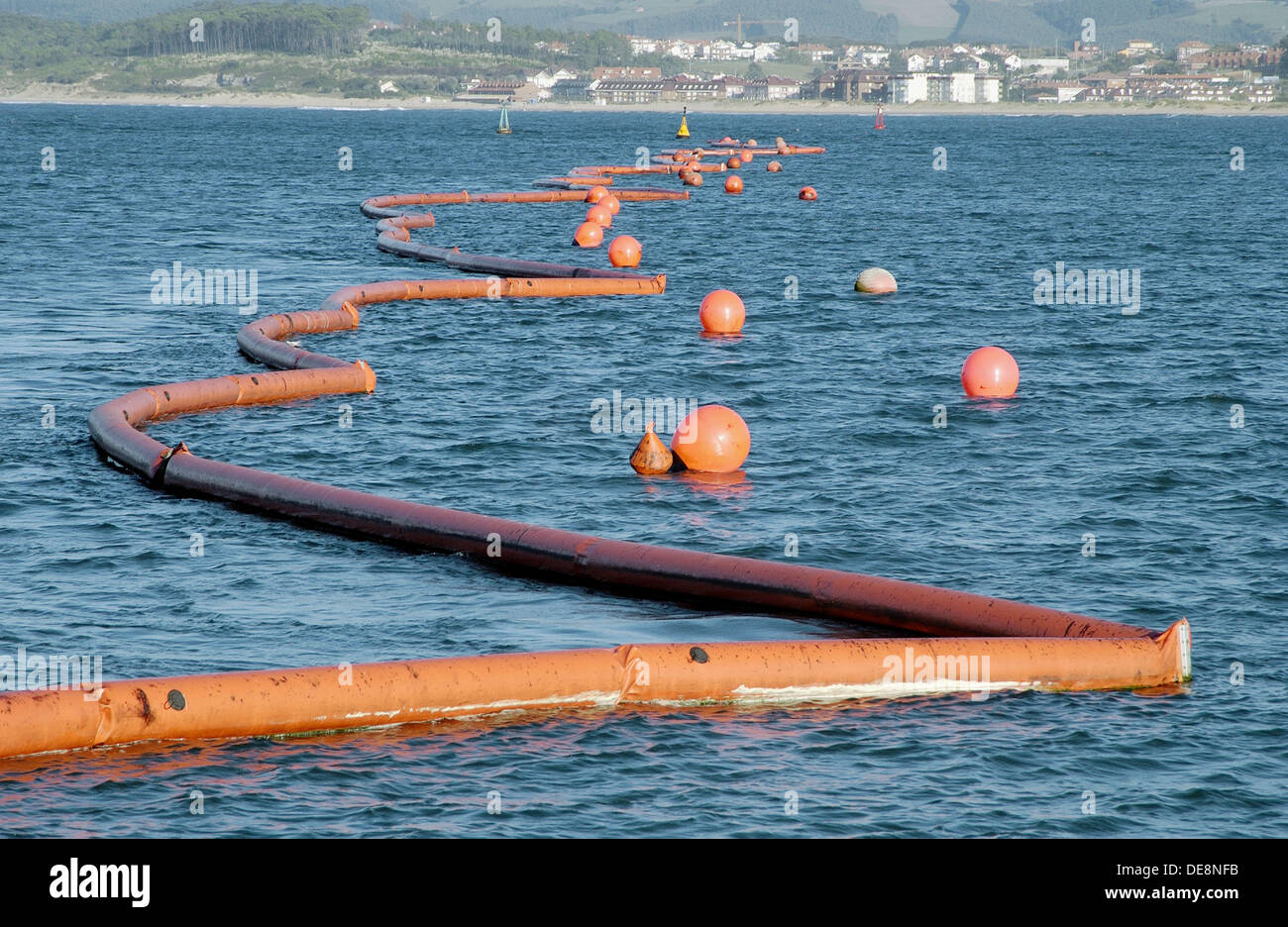 Oil Spillage Prestige Oil Tanker Stock Photos & Oil Spillage Prestige ...