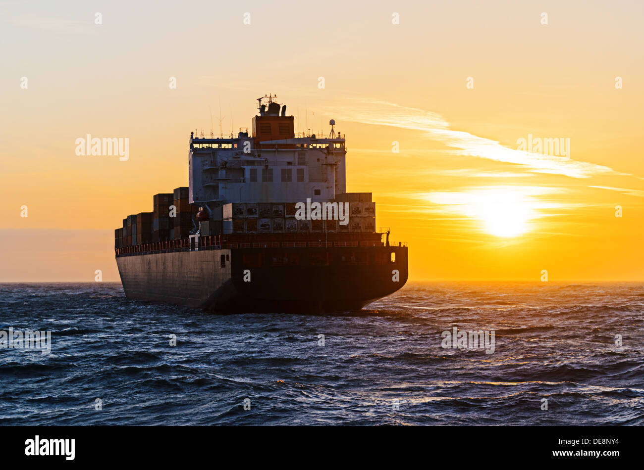 Container ship sea sunset hi-res stock photography and images - Alamy
