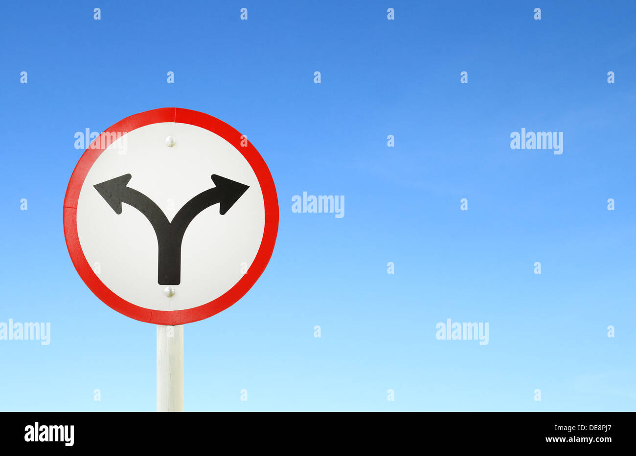 Y junction road sign hi-res stock photography and images - Alamy