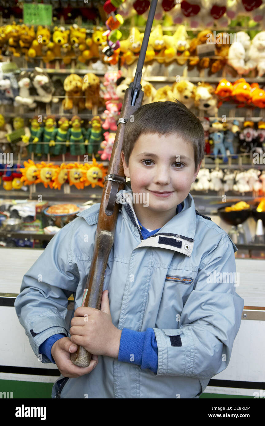 Boy with rifle hi-res stock photography and images - Alamy
