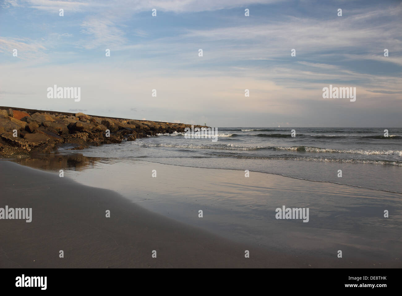 Beach groin hi-res stock photography and images - Alamy