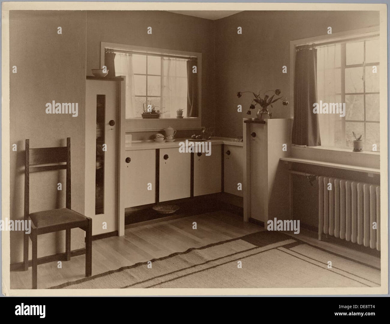 Country house interiors from the 1920s and 1930s in the Netherlands are ...