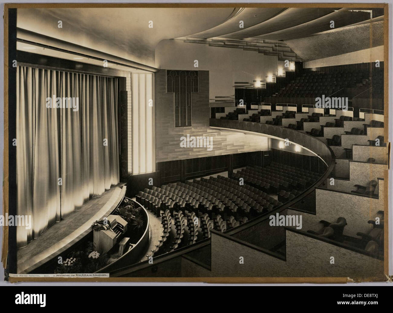 1930s Movie Theaters High Resolution Stock Photography and Images - Alamy