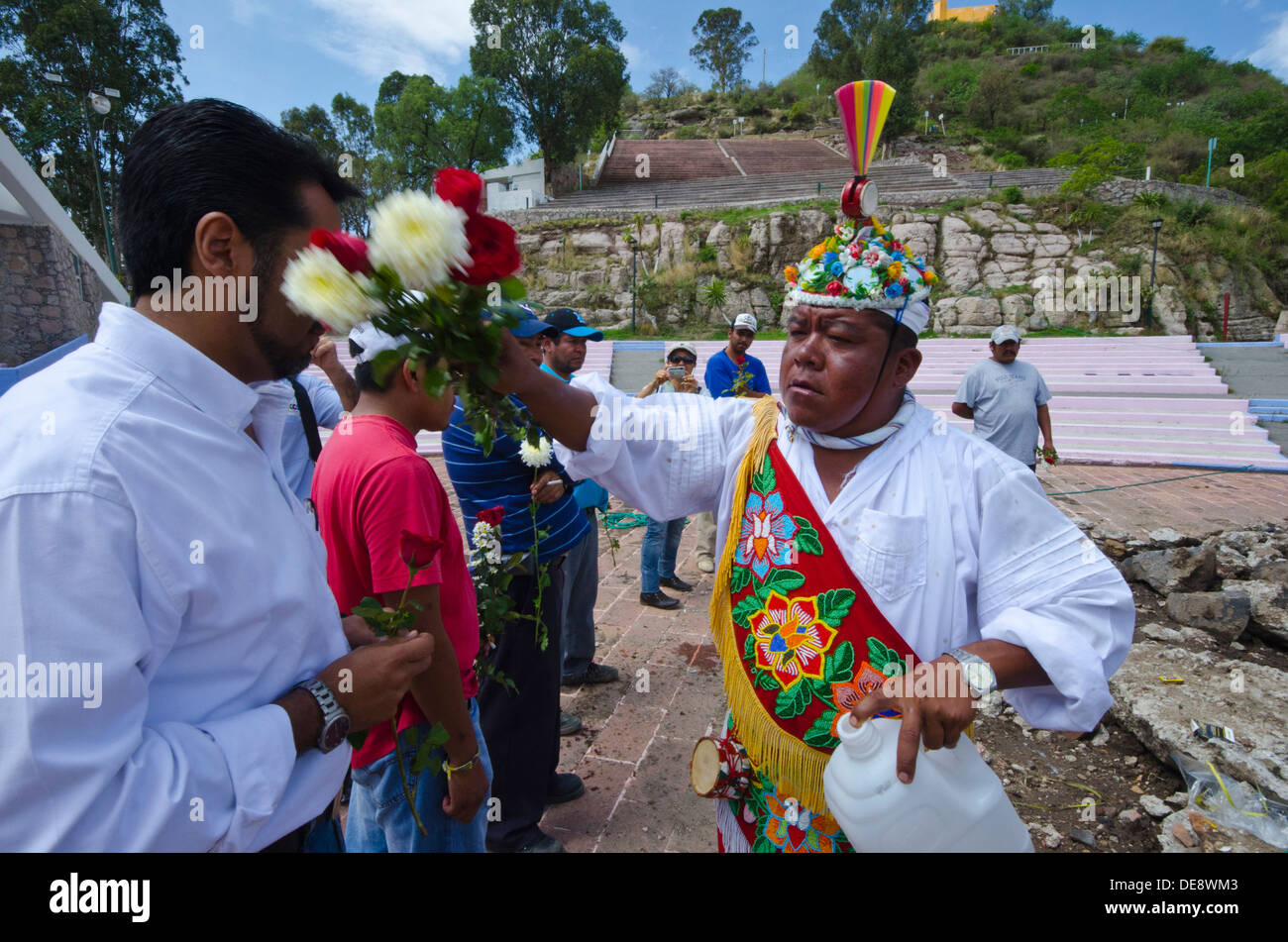 Voladores mexican hi-res stock photography and images - Alamy