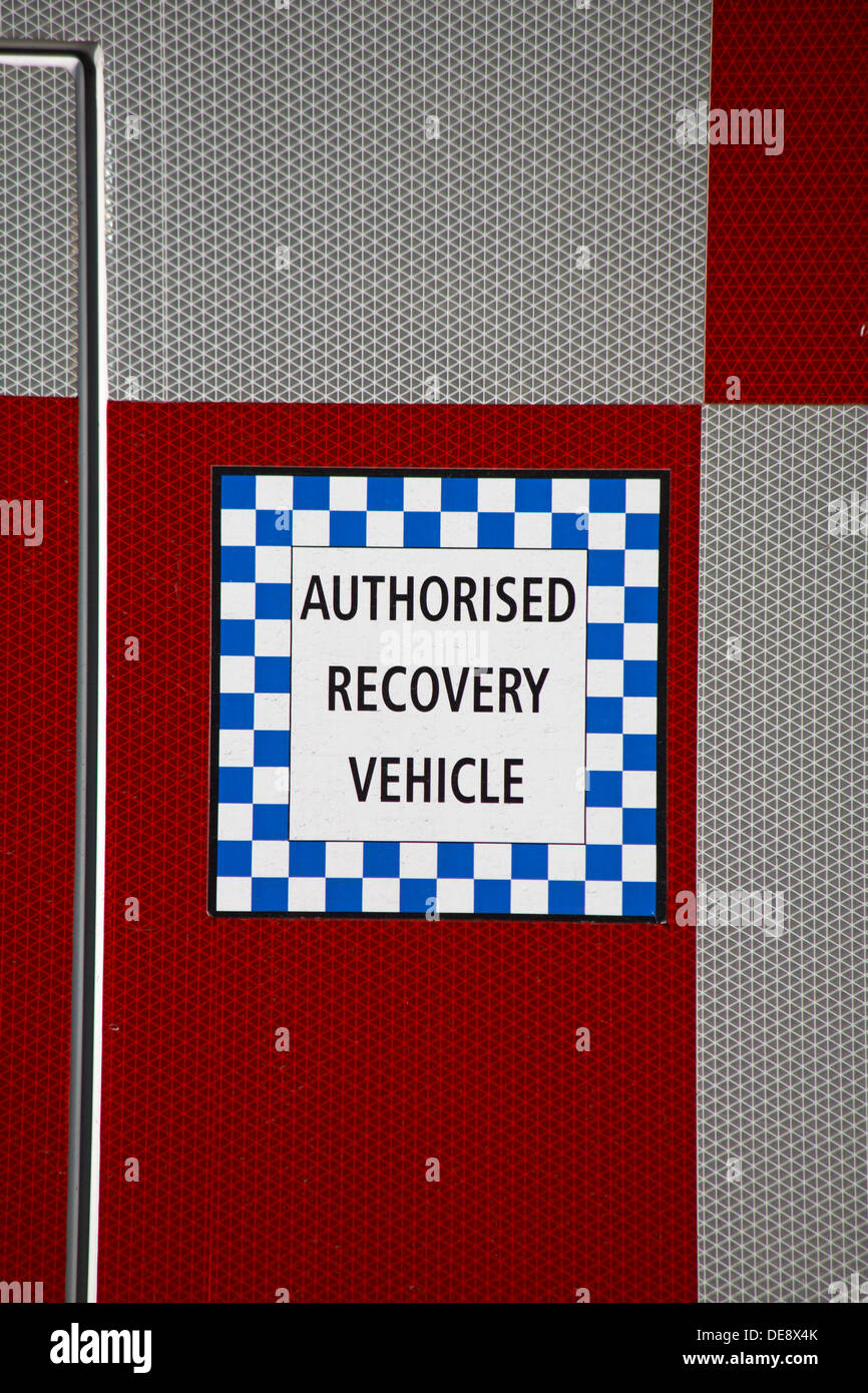 Authorised recovery vehicle sign hi-res stock photography and images ...