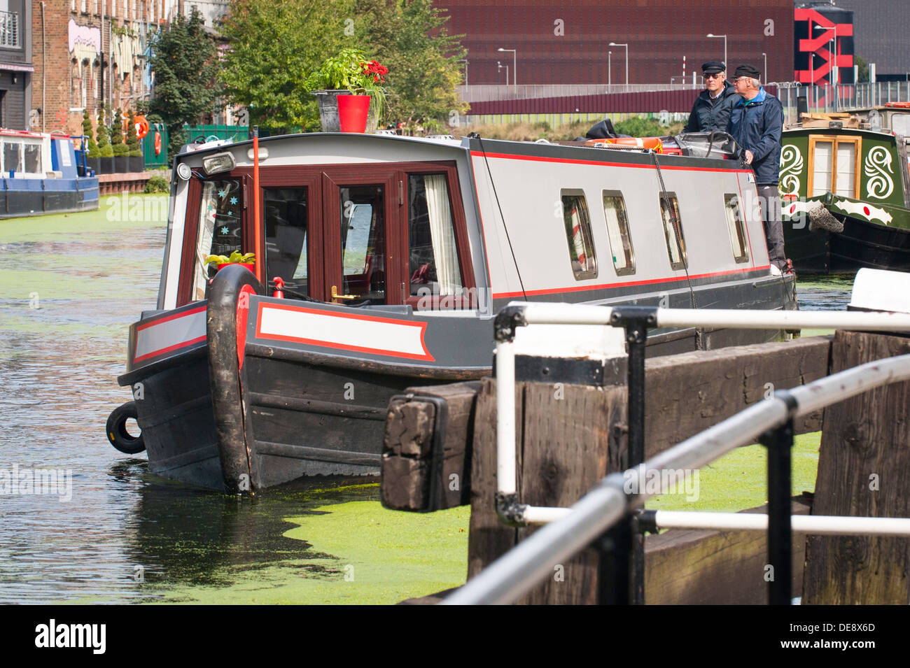 Old barge hertford hi-res stock photography and images - Alamy