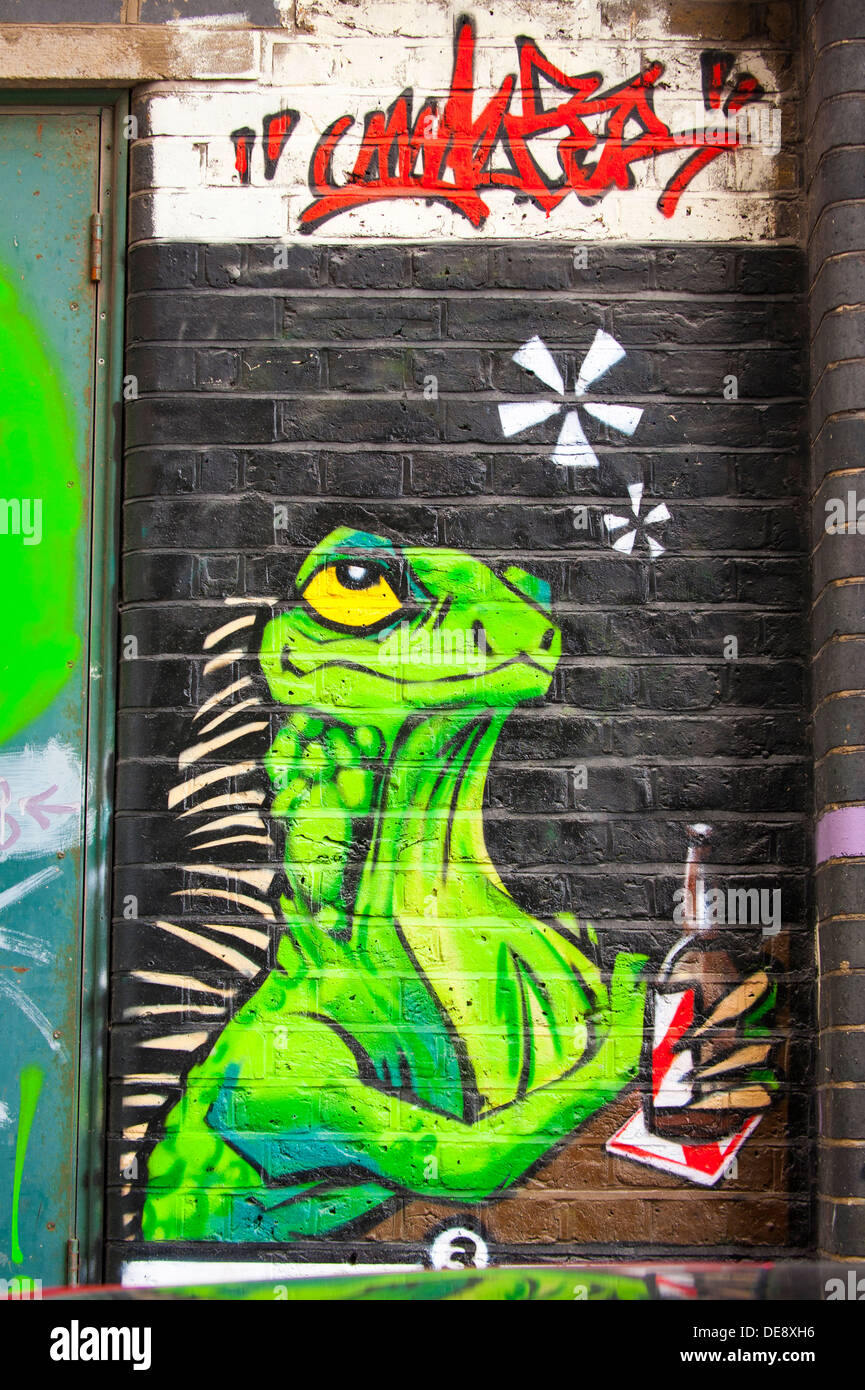 East London , Fish Island , Hackney Wick , graffiti street urban art ...