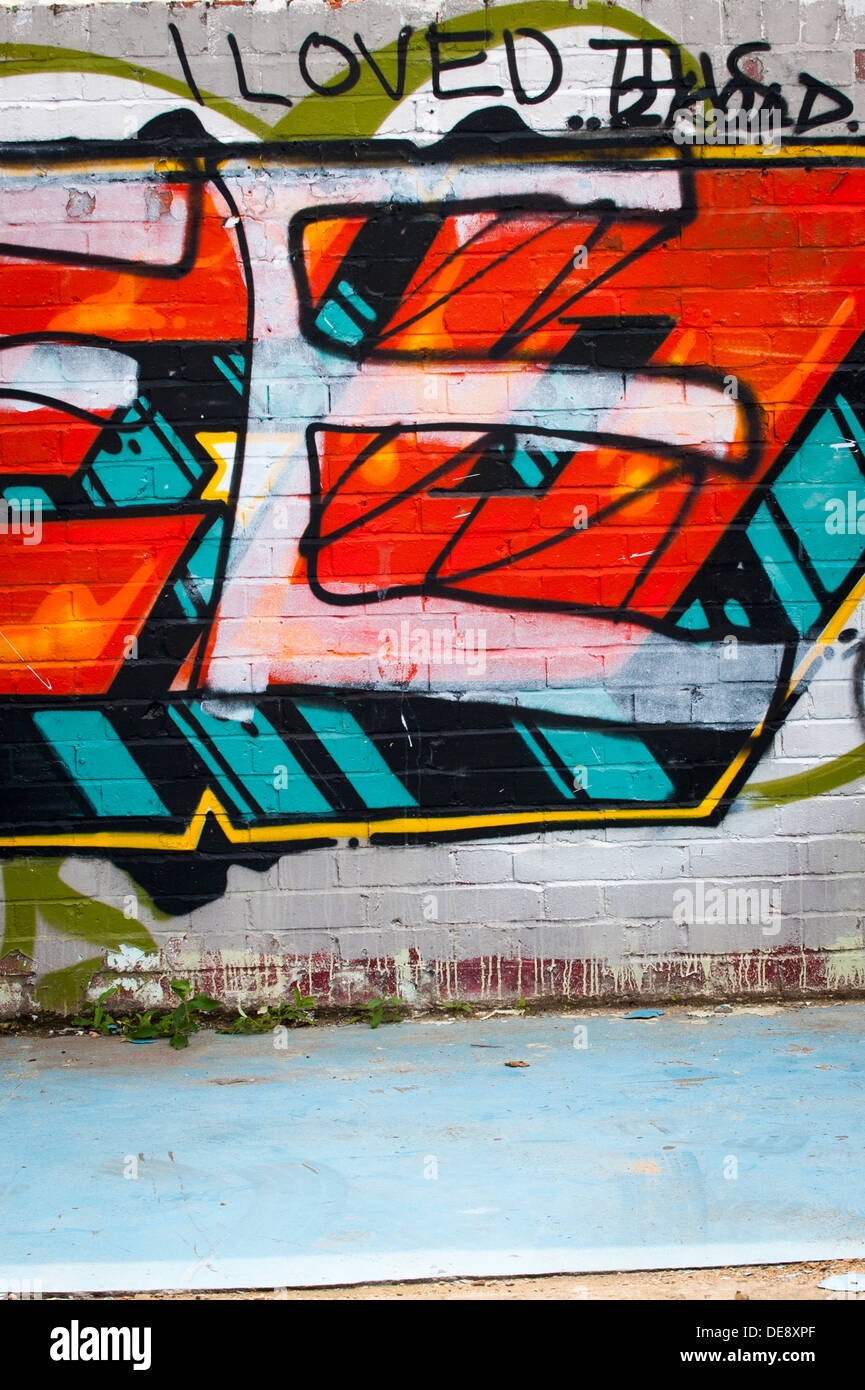 East End London Fish Island Hackney Wick graffiti graffitti grafitti ...