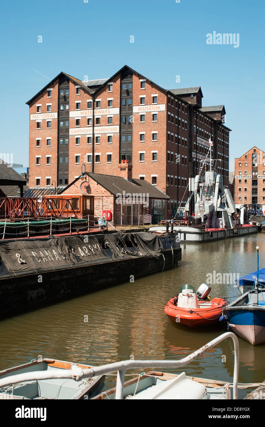 The renovated docks at Gloucester Quays, Gloucestershire, England, UK ...