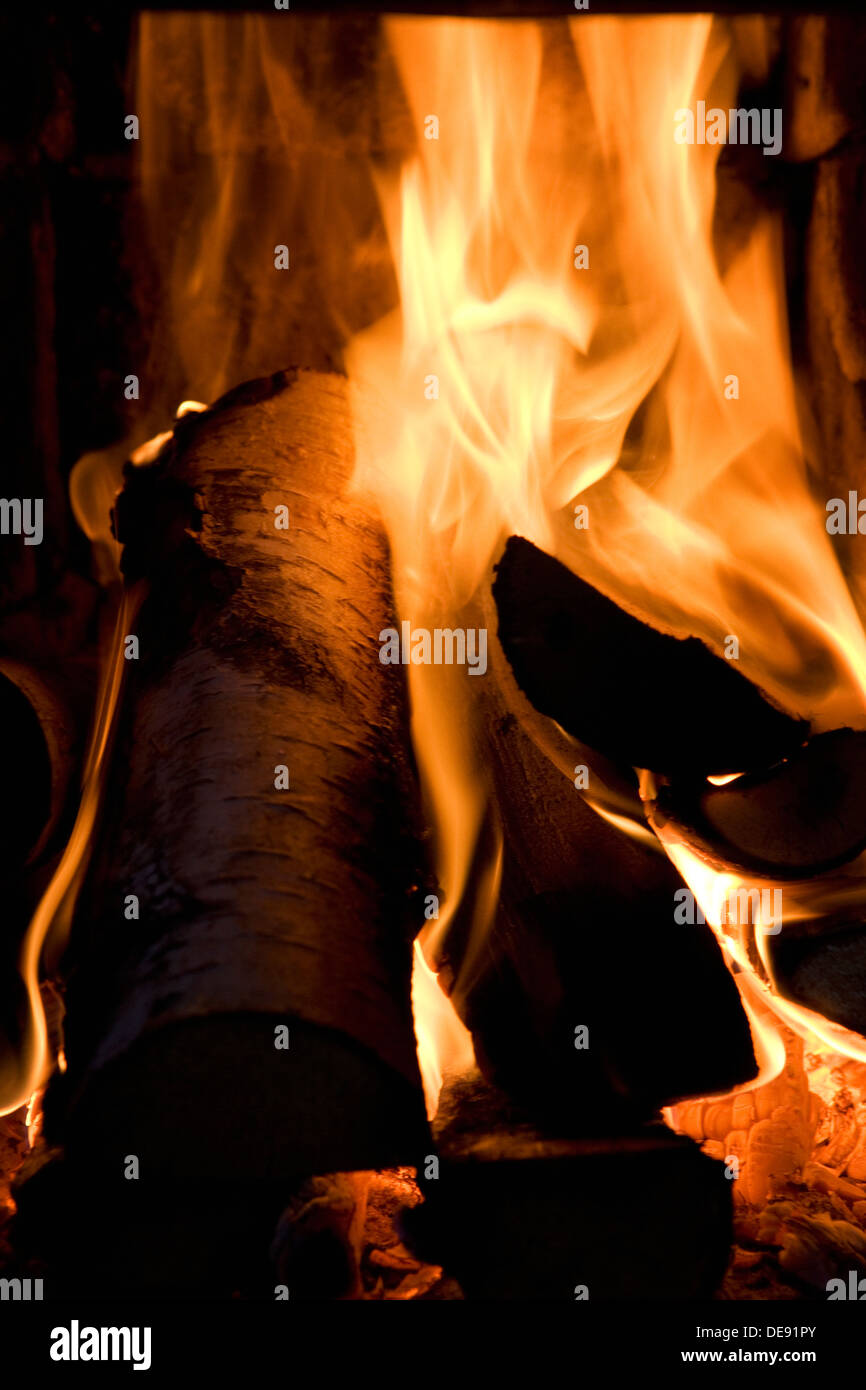 Roaring fire hi-res stock photography and images - Alamy