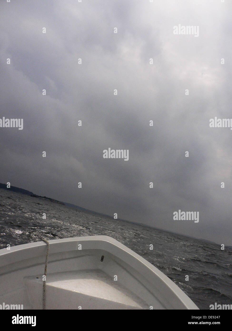 Rough water boat hi-res stock photography and images - Alamy