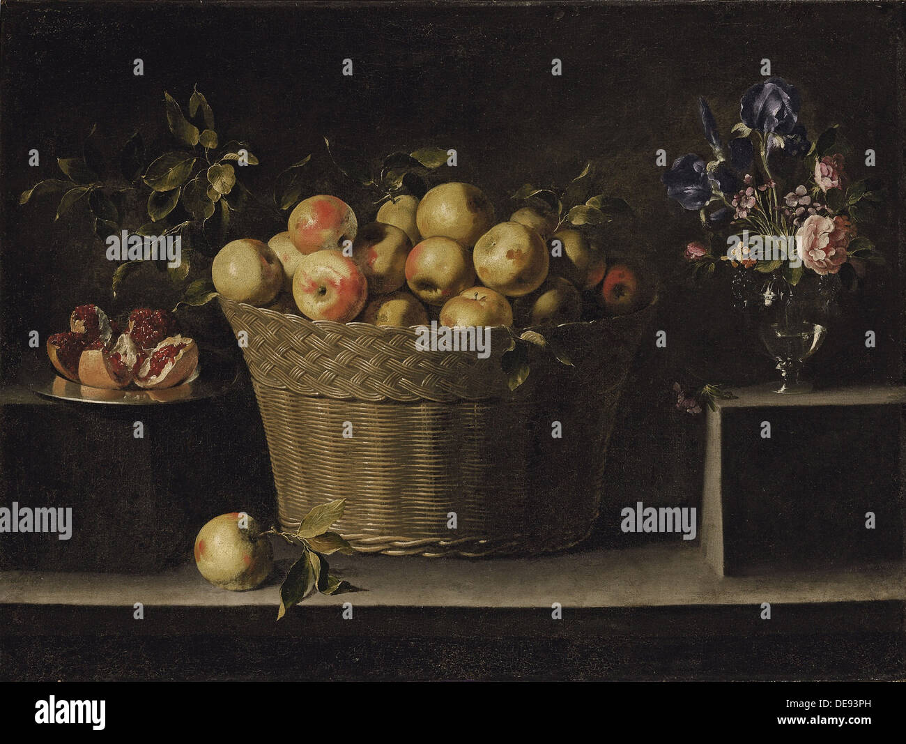 Vase with apples hi-res stock photography and images - Alamy
