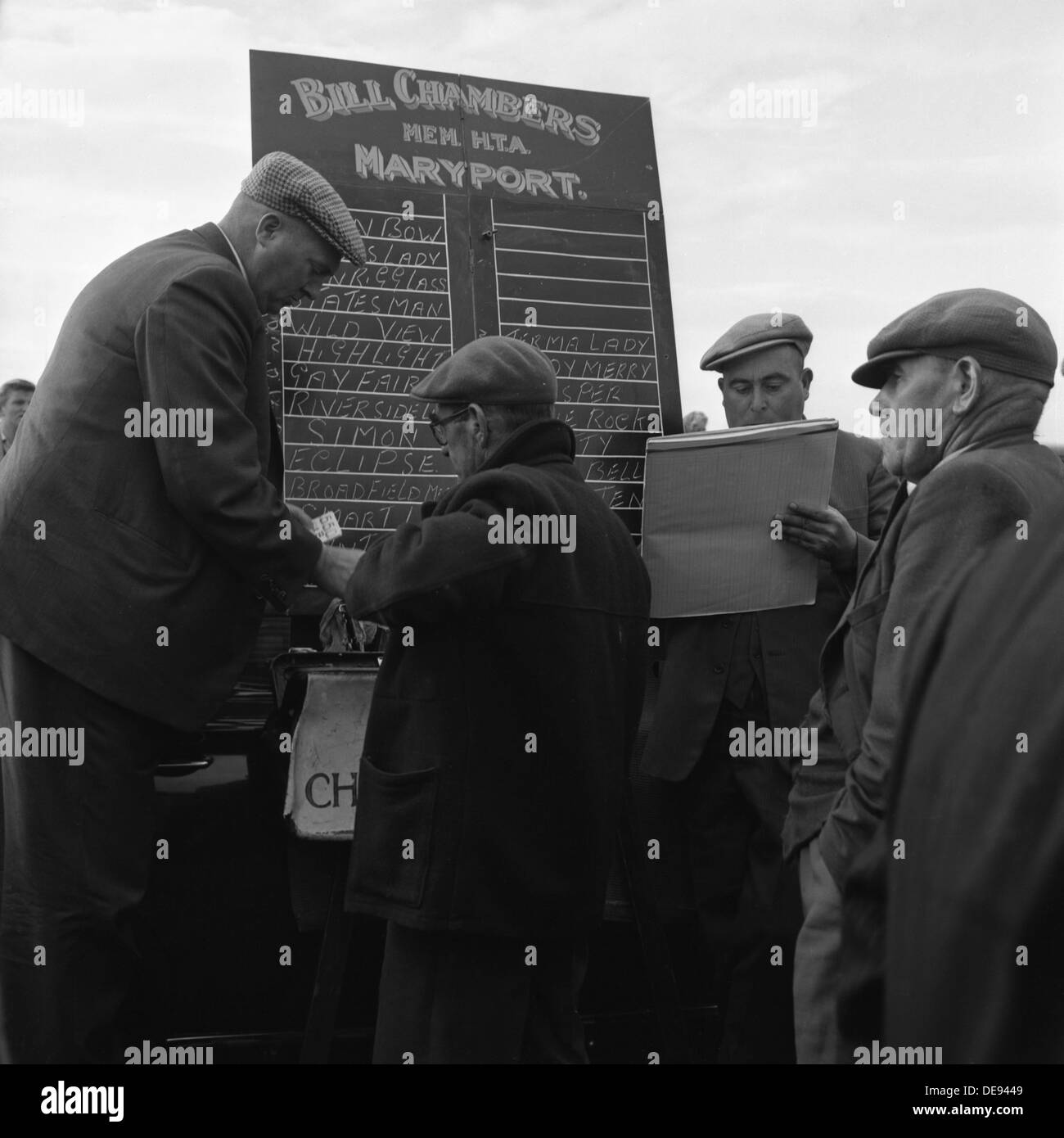 Hound Trailing Cumbria High Resolution Stock Photography and Images - Alamy