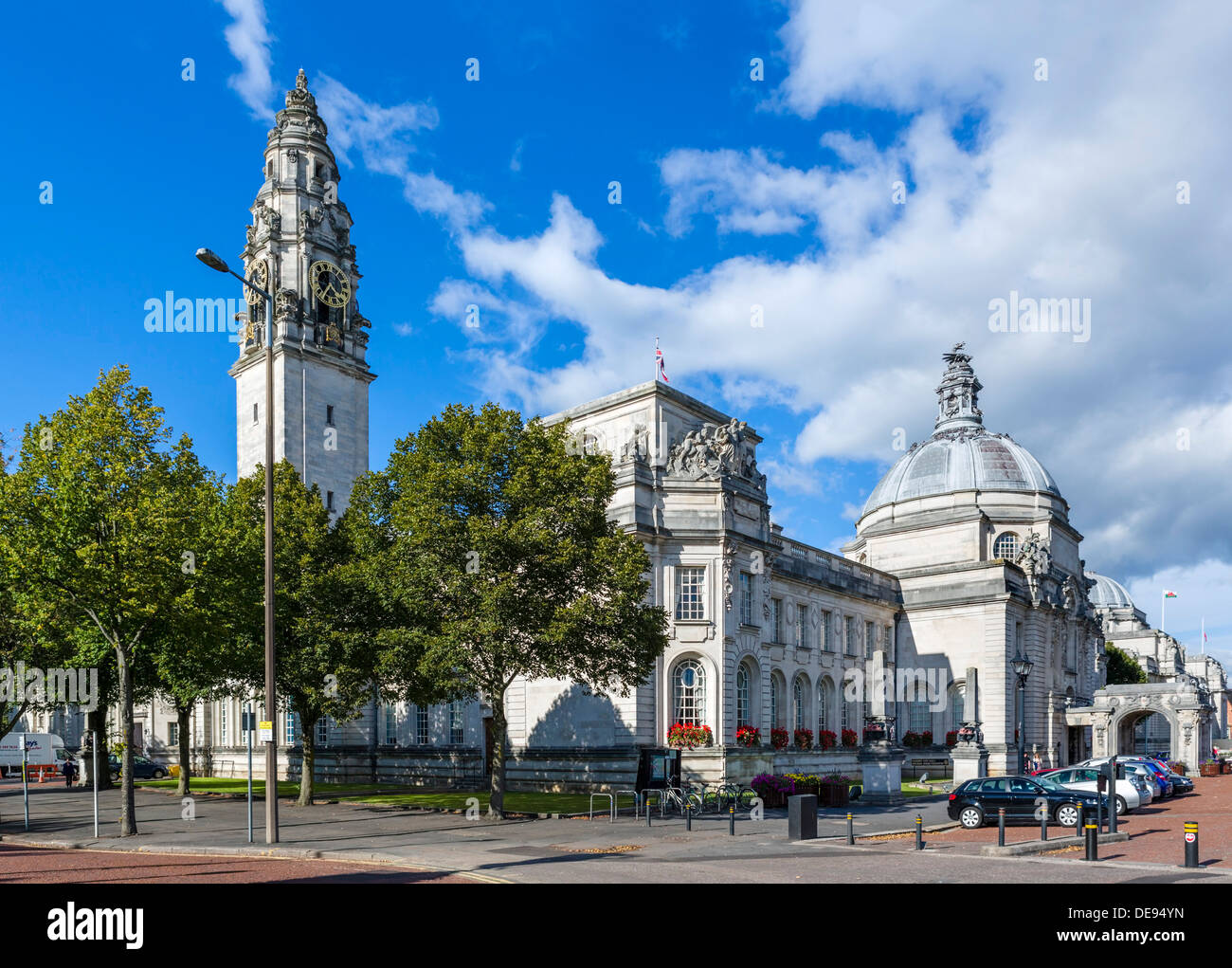 City Hall, Cardiff, South Glamorgan, Wales, UK Stock Photo - Alamy