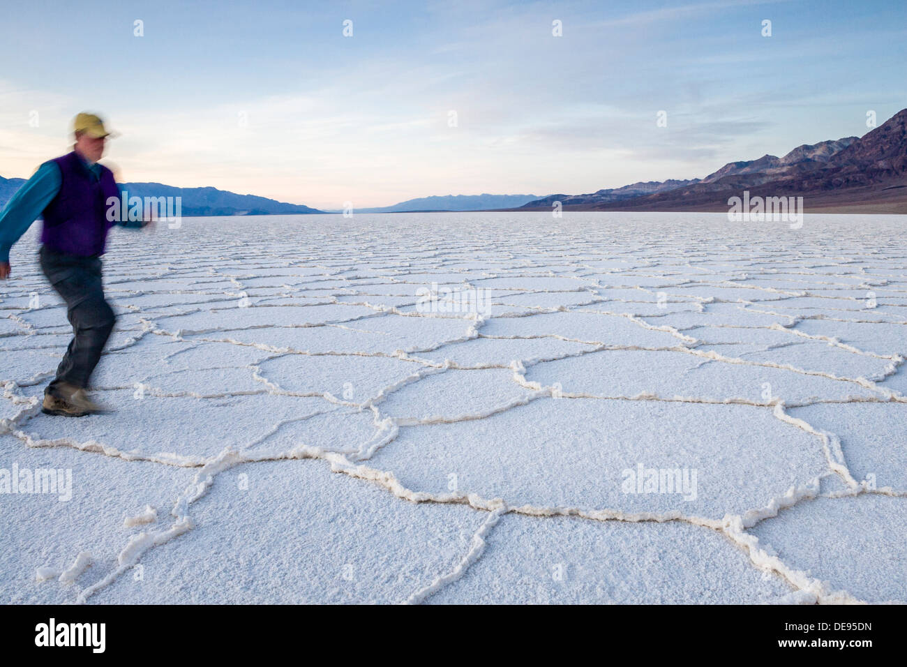 Geometric running man hi-res stock photography and images - Alamy