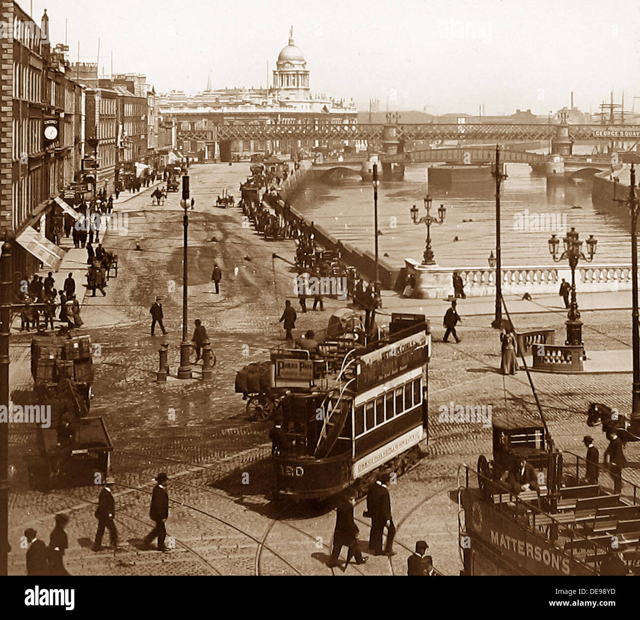 Dublin O'Connell Bridge early 1900s Stock Photo - Alamy