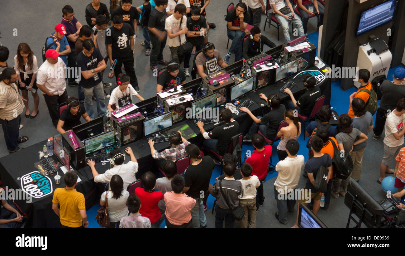 Demoparty hi-res stock photography and images - Alamy