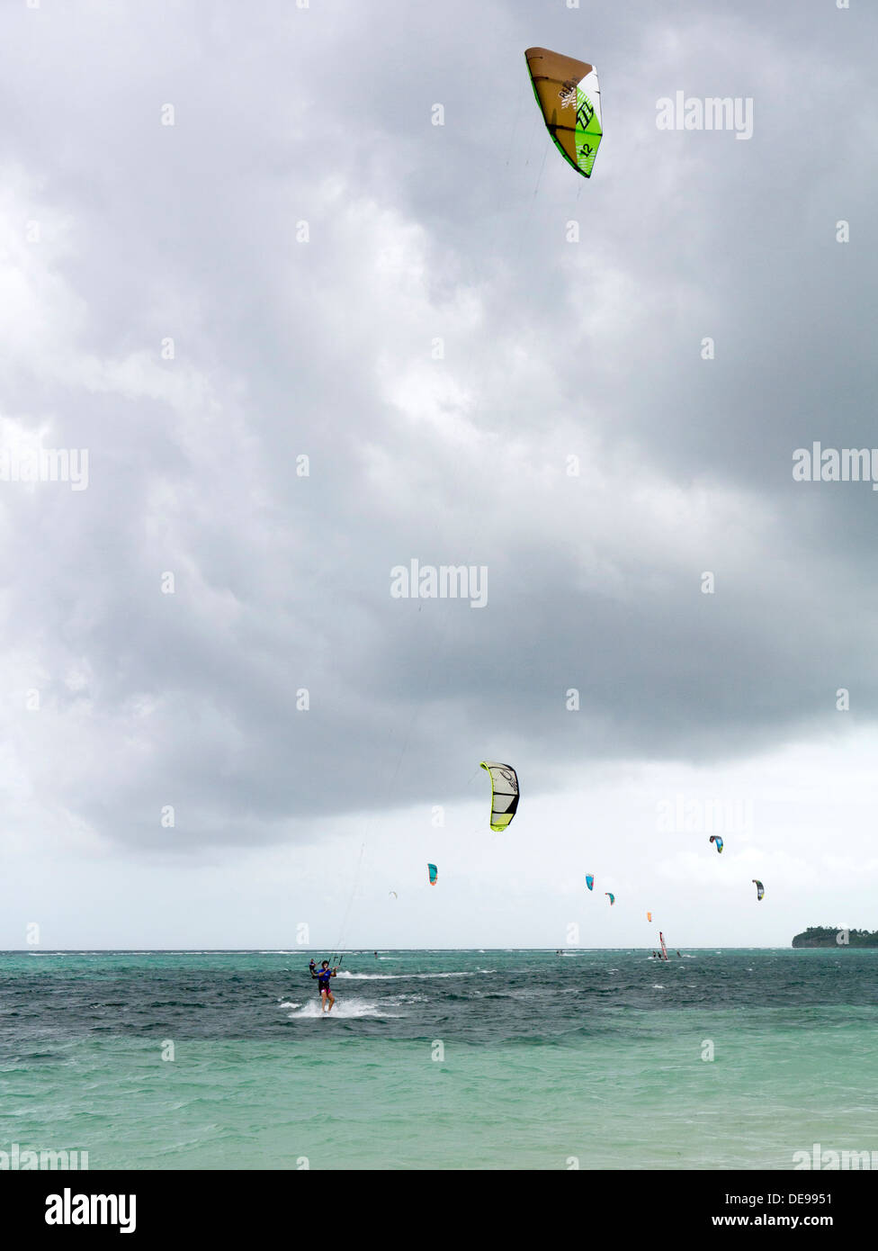 Kitesurfing in Philippine Boracay Stock Photo - Alamy