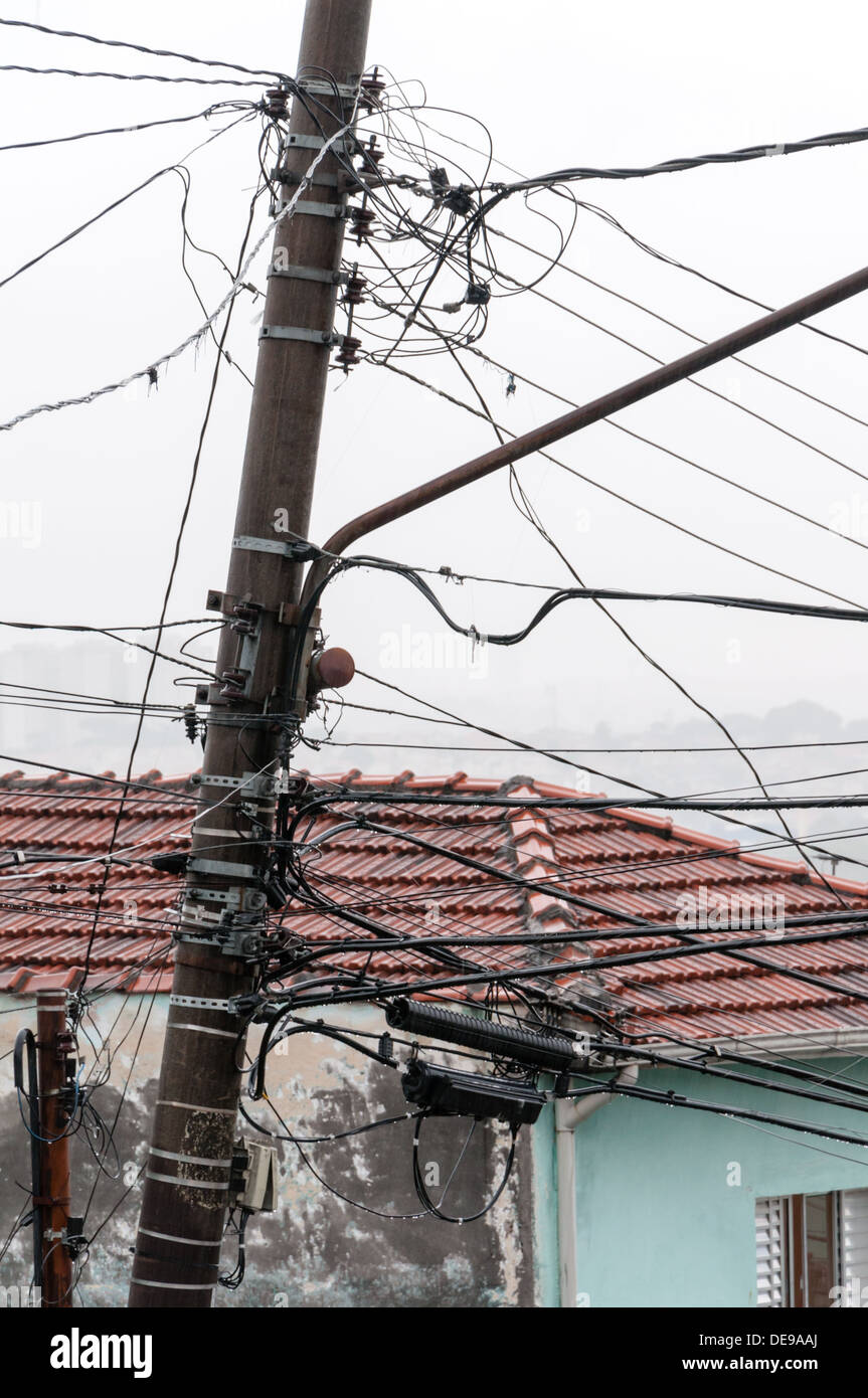 Many wires on an electric pillar in sao paulo, brasil Stock Photo - Alamy
