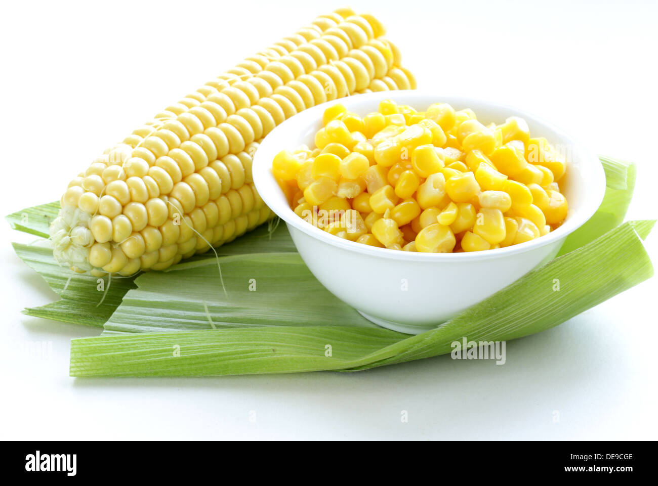 Canned corn in a bowl hi-res stock photography and images - Alamy
