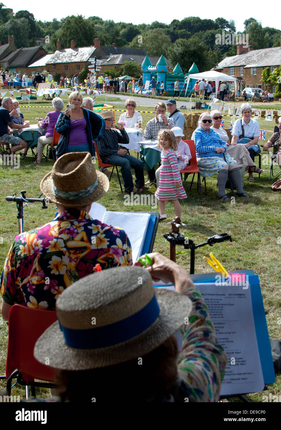 Warmington village fete, Warwickshire, UK Stock Photo - Alamy