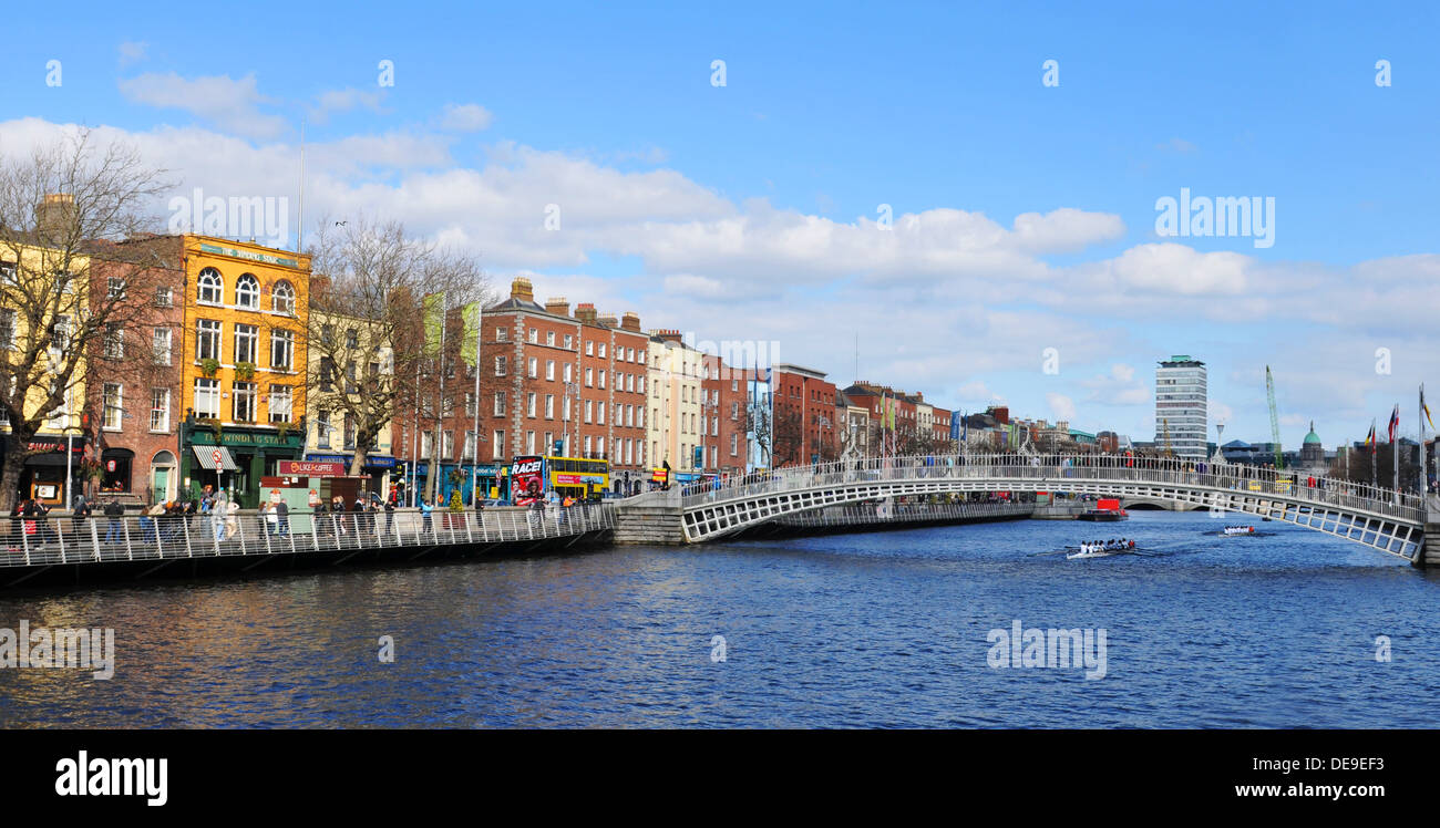 View of Dublin quays along the river Liffey Stock Photo - Alamy