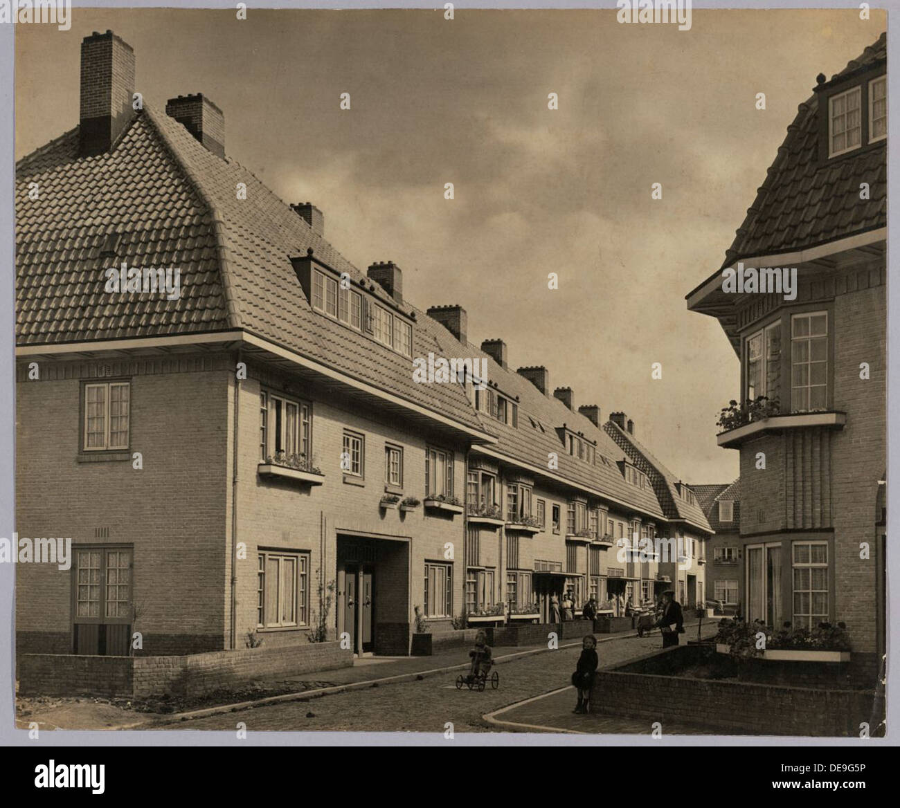 Working class housing hi-res stock photography and images - Alamy